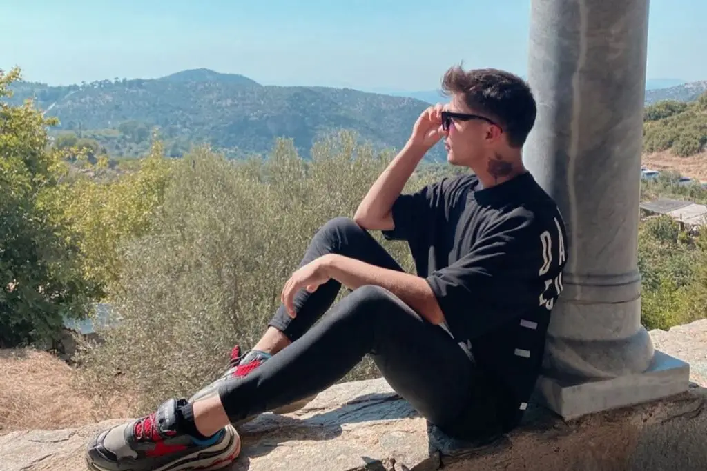 Tolga Turan kimdir? xtolgaturan kimdir? Tolga Turan ile yaptığımız ...