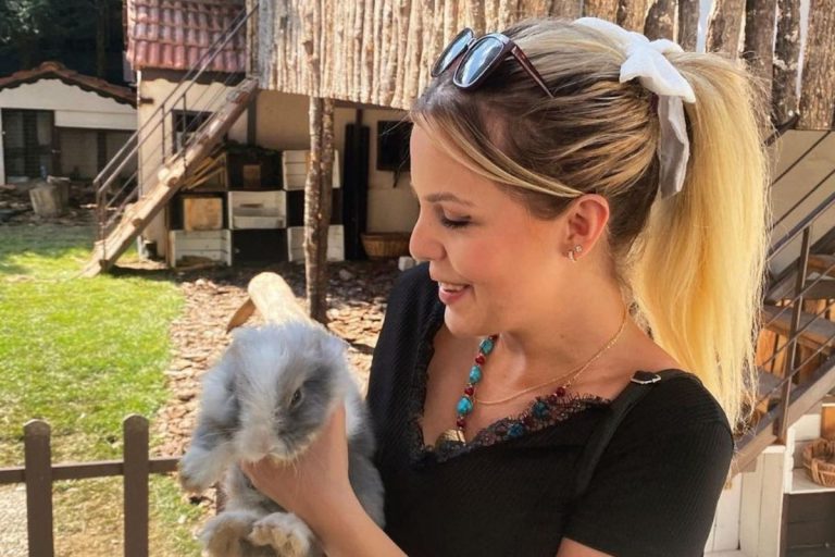 Gamze Pamuk Ateşli kimdir? Kaç Yaşında? Evli mi?